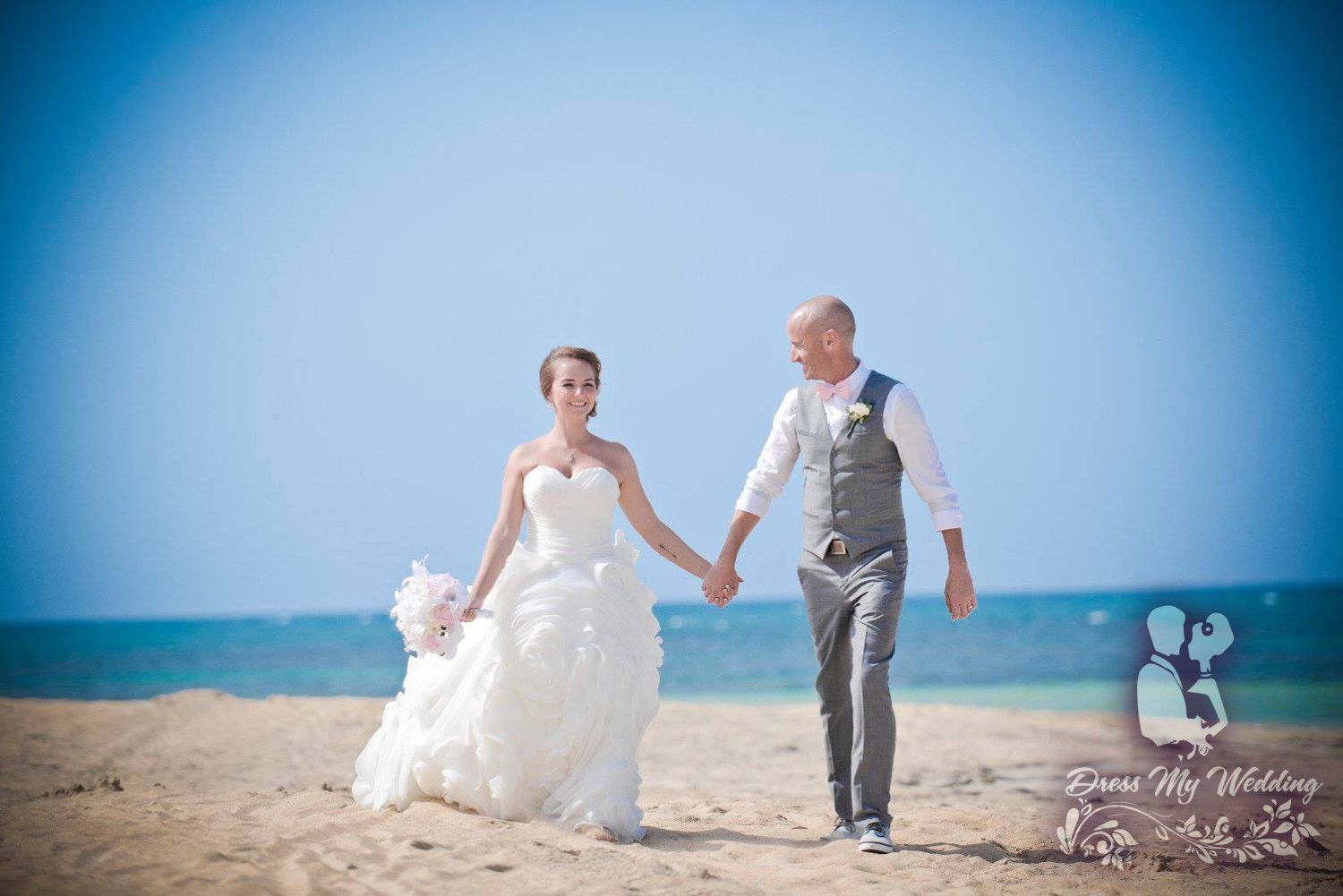 Dress My Wedding – Blush rose and Casablanca lily bouquet Dress My Wedding – Blush rose and Casablanca lily bouquet