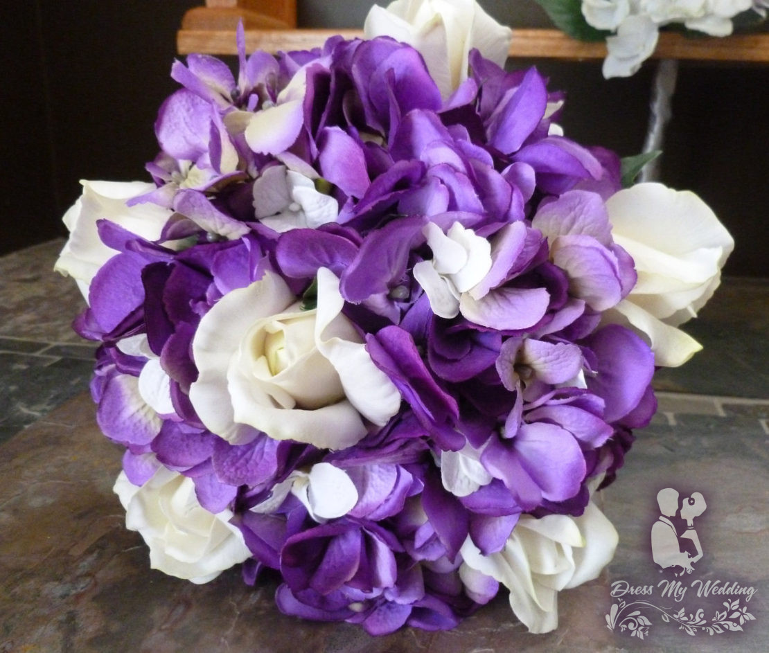 Dress My Wedding – Hydrangea and rose bouquet, customizable